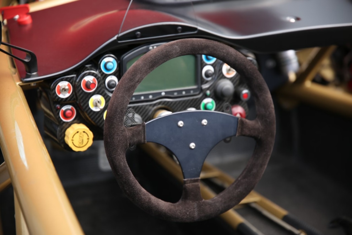 Subastan uno de los 25 Ariel Atom V8 construidos, ¡500 CV a 10.600 rpm ...