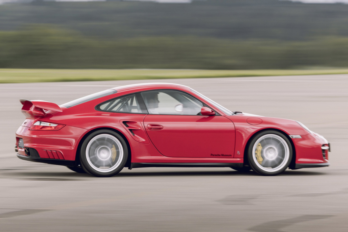 PRUEBA: Porsche 911 GT2 (997), la bestia anda suelta