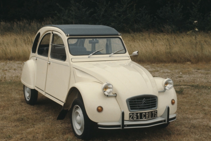 Los 8 Citroën 2CV más icónicos y desconocidos - Periodismo del Motor