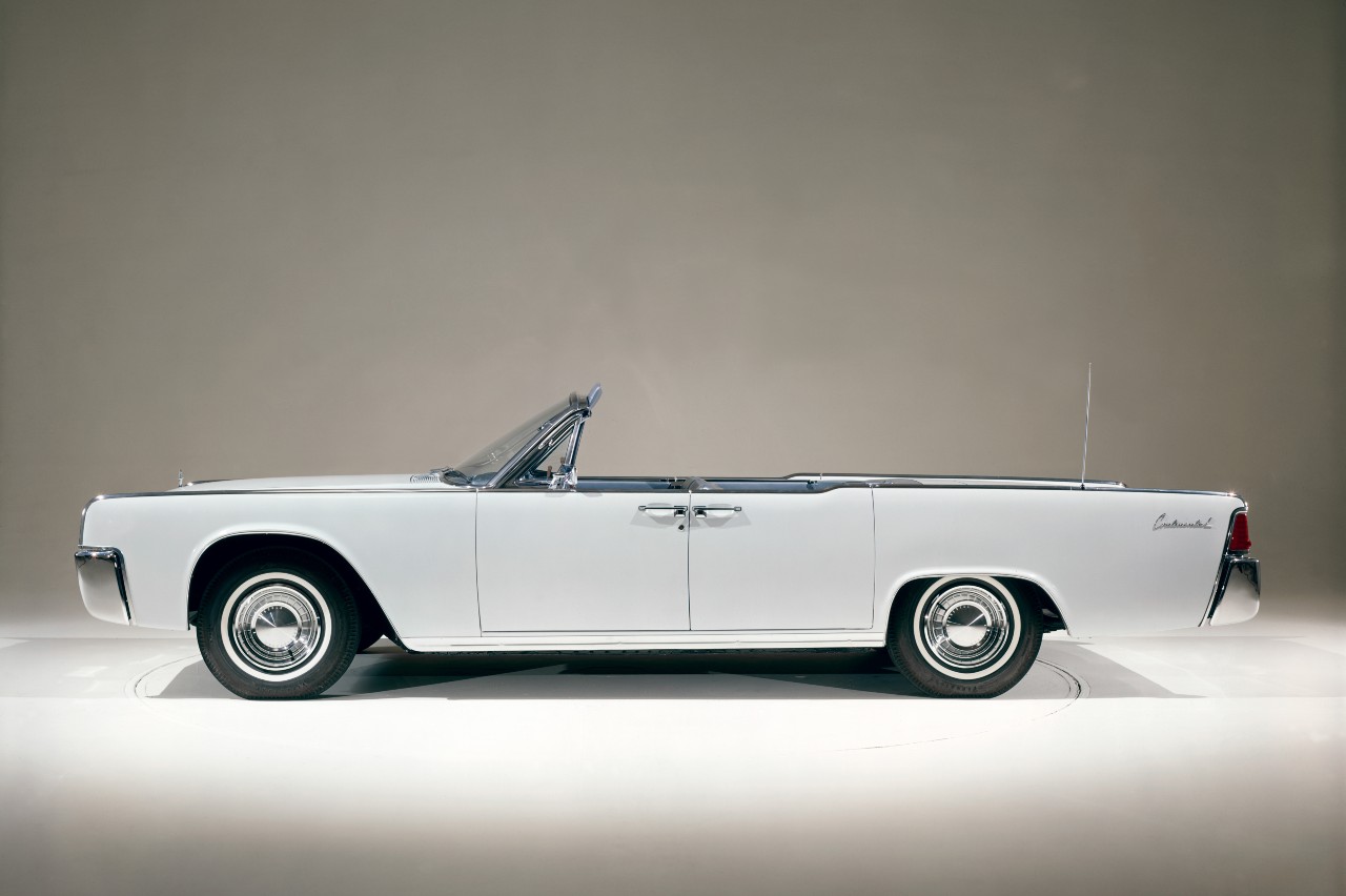 Se cumplen 60 años del asesinato de Kennedy: este era el coche en el ...