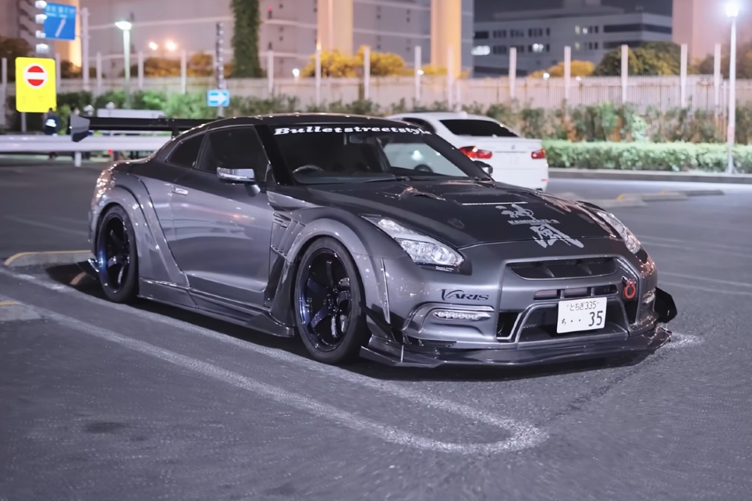 Los turistas invaden Daikoku, un icono de la cultura automovilística ...