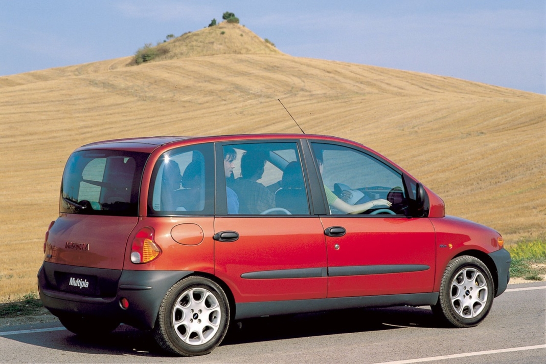 Los coches más feos de todos los tiempos, según la inteligencia ...