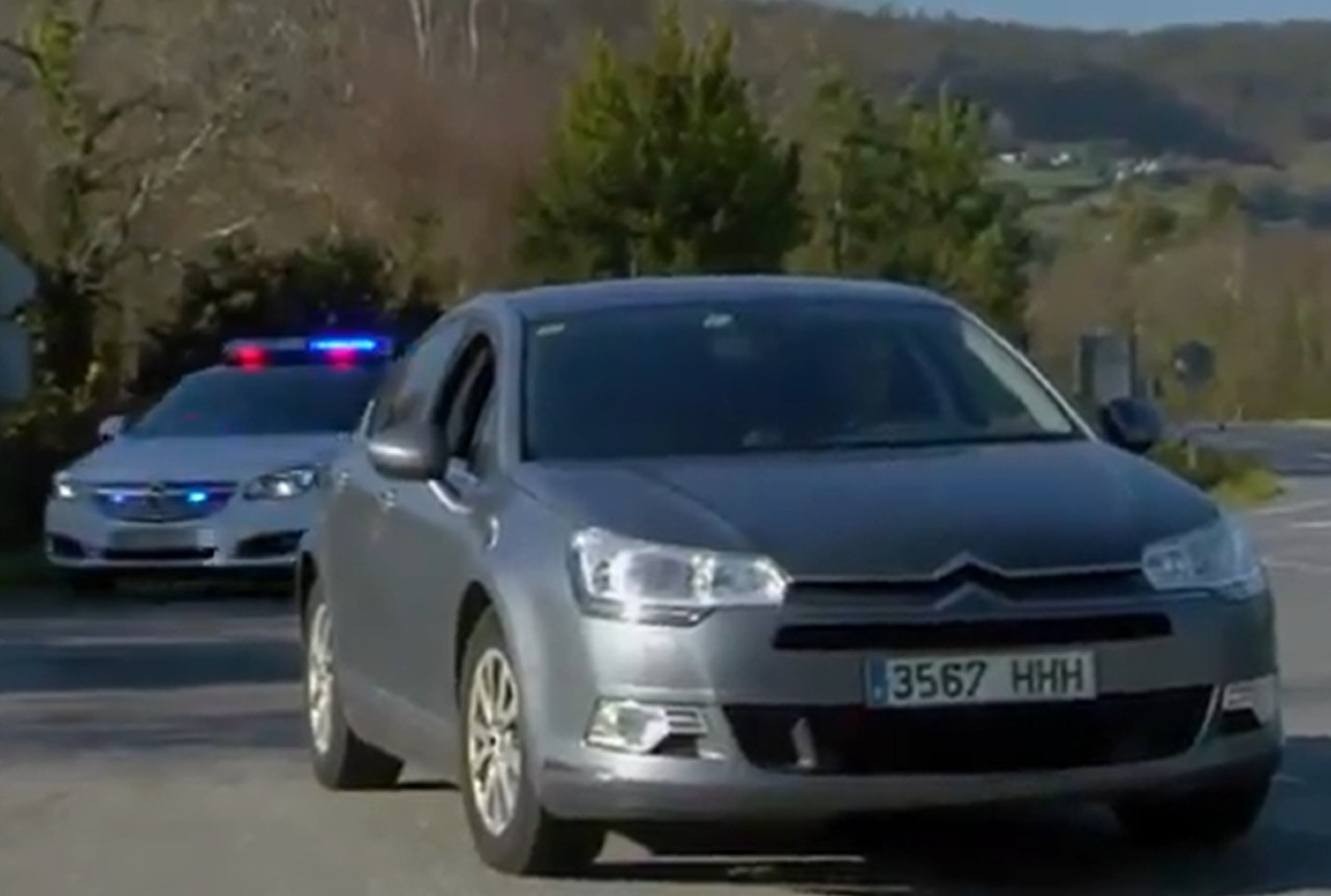 Este es el código de colores de las luces de la Guardia Civil que debes ...