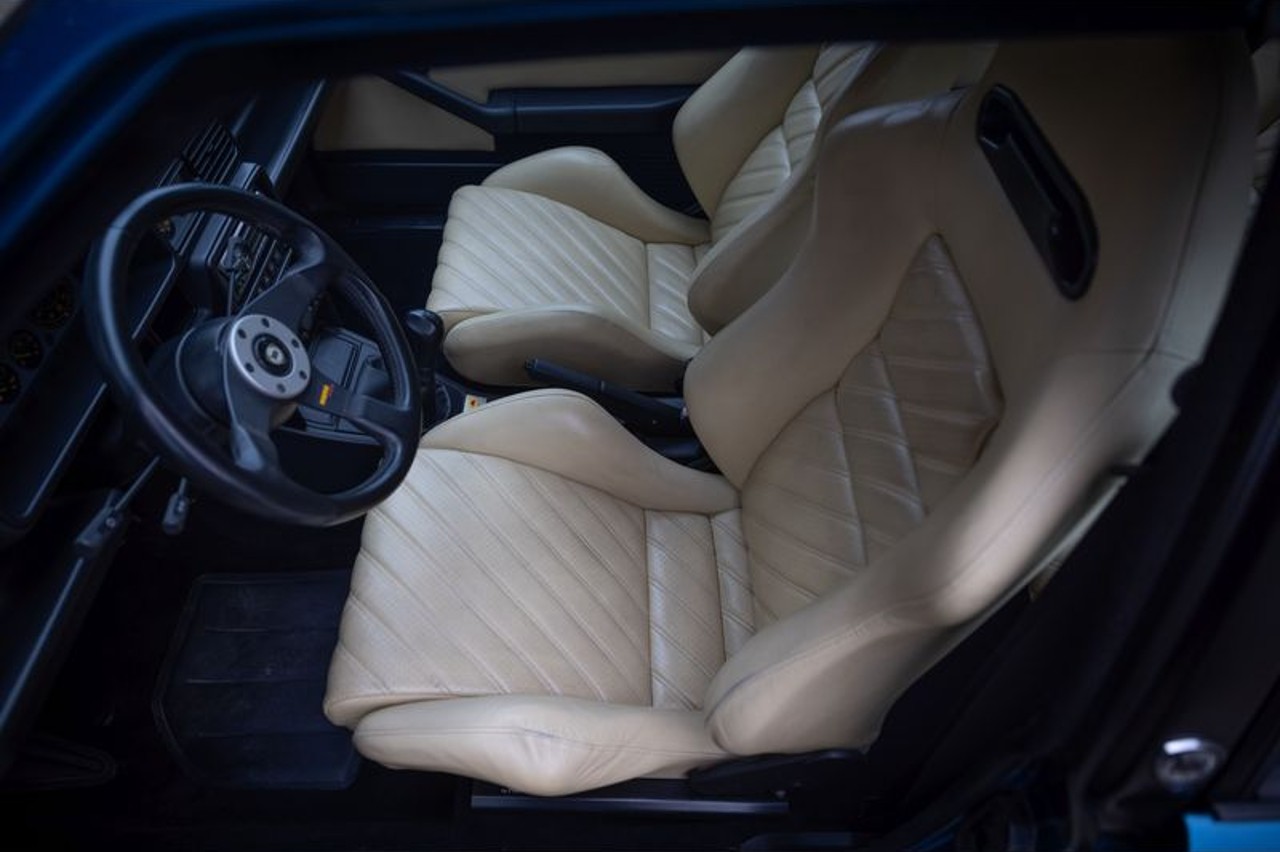 Sale a subasta un Lancia Delta Evo 2 Blu Lagos - Periodismo del Motor