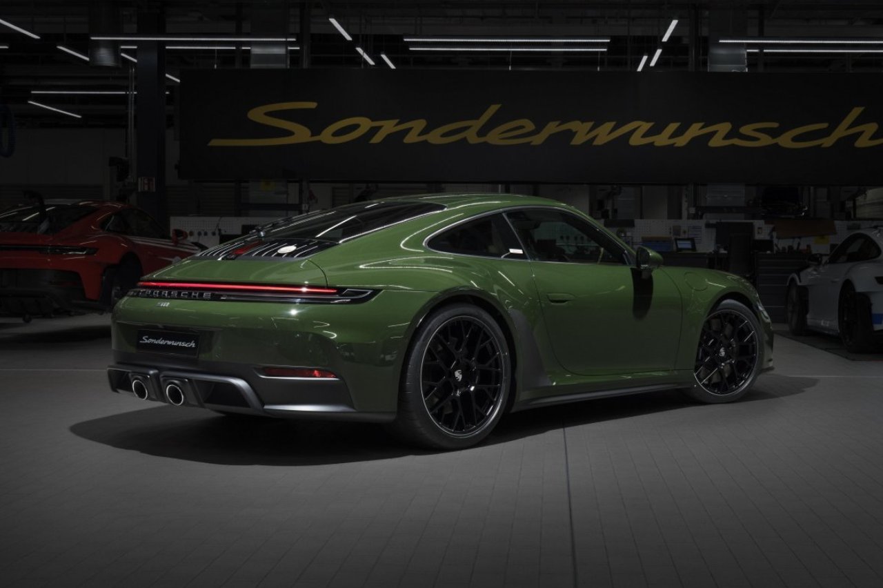 Porsche 911 Cuarenta Edition, una serie limitada para España que ...