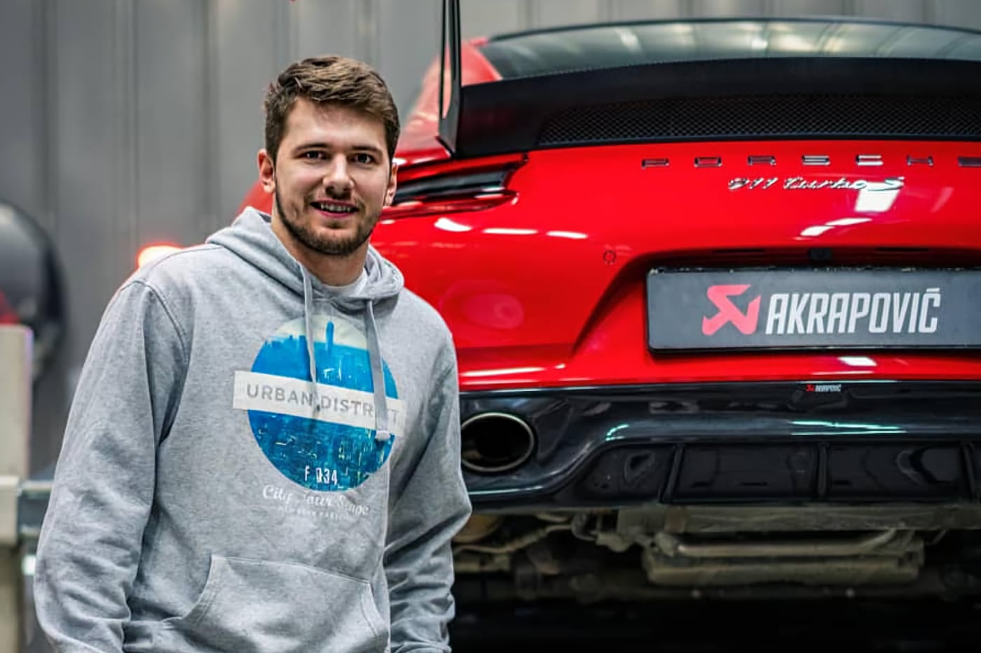 Los coches de Luka Doncic, de los más modesto como el SEAT 600 serbio a ...