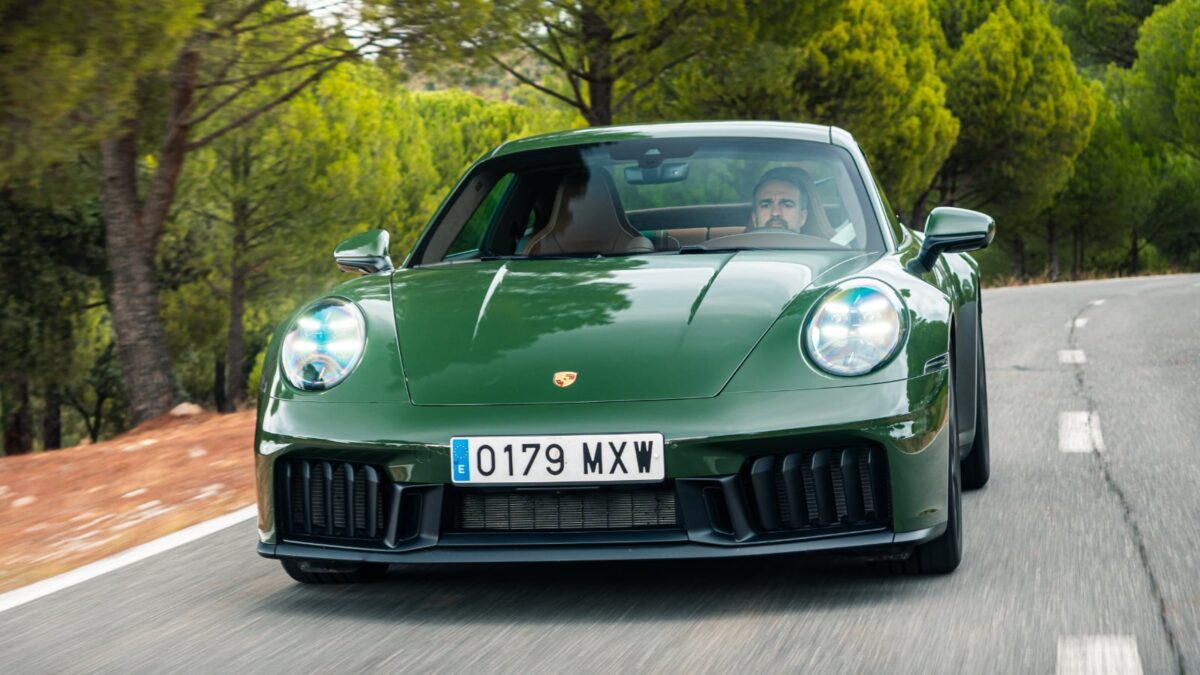 He probado el Porsche 911 Cuarenta Edition: "Es un coche único. El ...